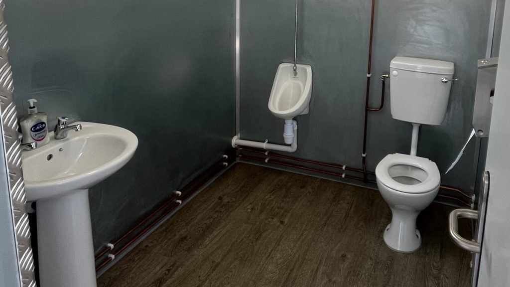 Customer Toilets - D&S Self Storage Ilkeston